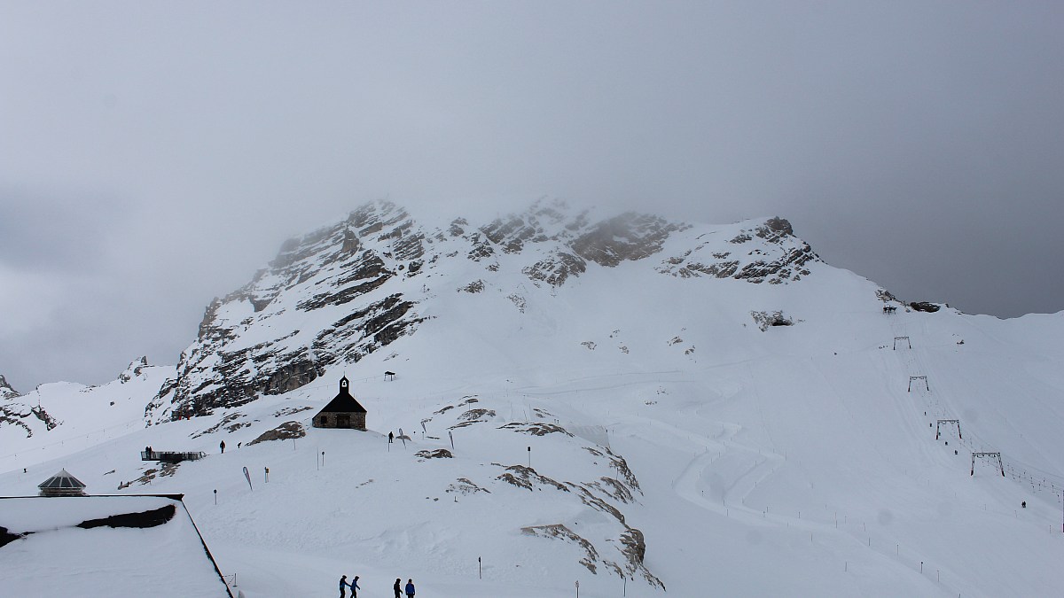 Sonnalpin - Gletscher-Skigebiet Zugspitze - Blick zum Schneefernerkopf ...
