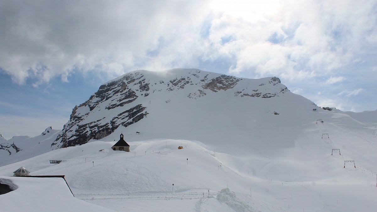 Sonnalpin - Gletscher-Skigebiet Zugspitze - Blick zum Schneefernerkopf ...