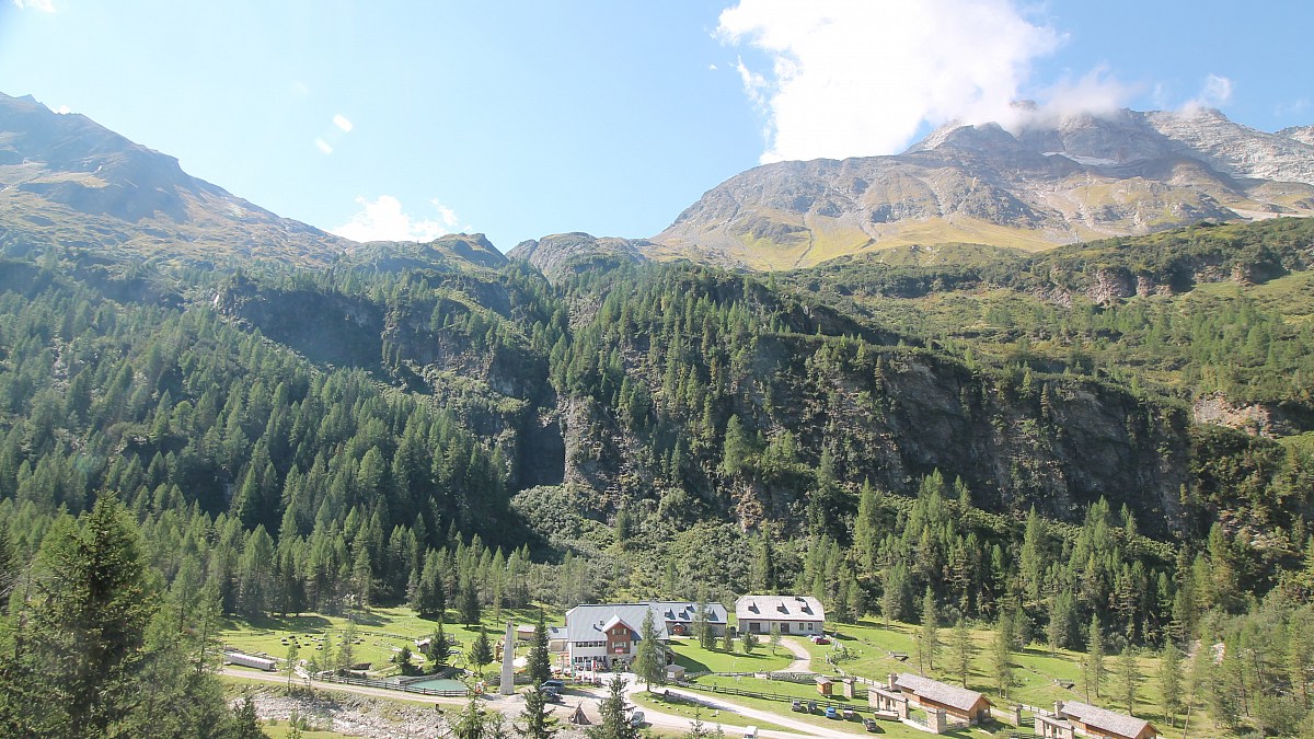 Kolm-Saigurn / Naturfreundehaus - Blick nach Süden - Foto-Webcam.eu