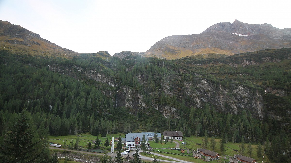 Kolm-Saigurn / Naturfreundehaus - Blick nach Süden - Foto-Webcam.eu