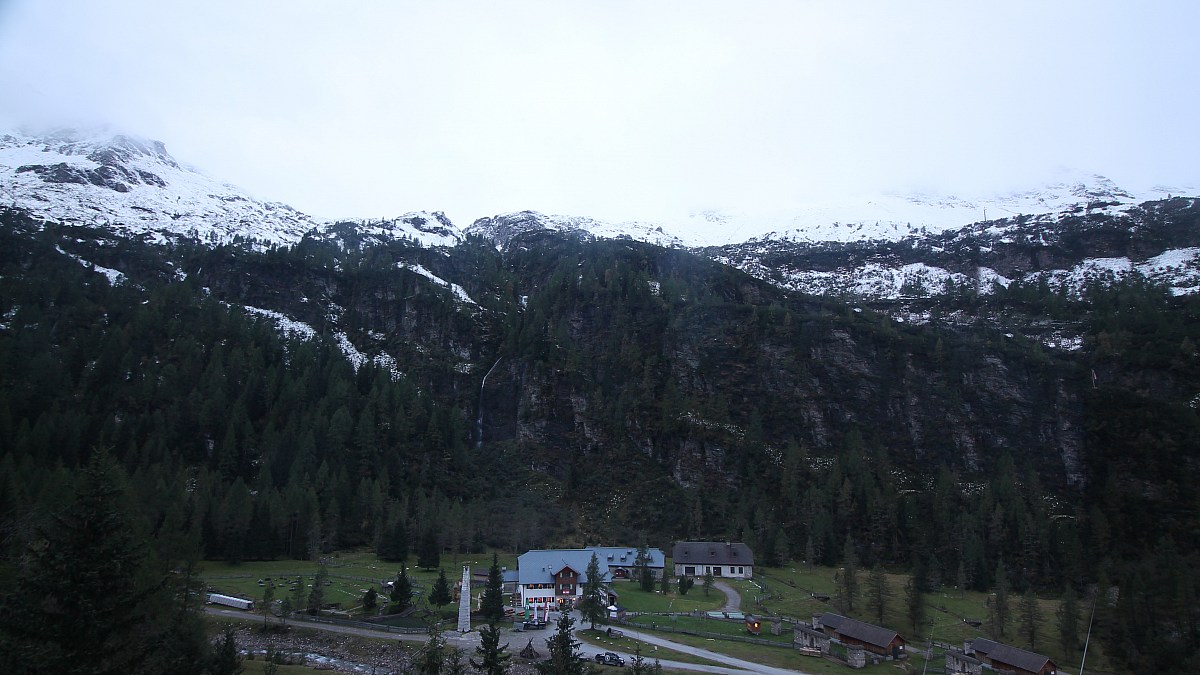 Kolm-Saigurn / Naturfreundehaus - Blick nach Süden - Foto-Webcam.eu