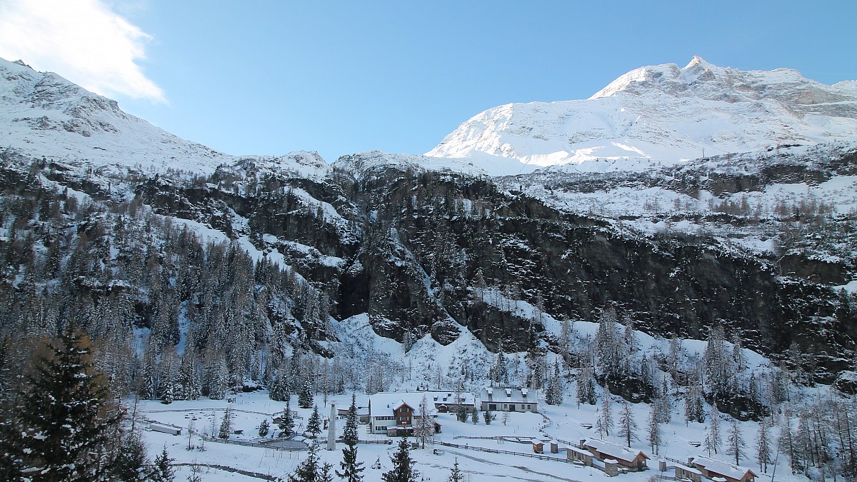 Kolm-Saigurn / Naturfreundehaus - Blick nach Süden - Foto-Webcam.eu