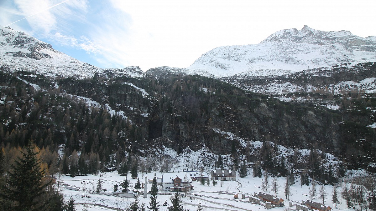 Kolm-Saigurn / Naturfreundehaus - Blick nach Süden - Foto-Webcam.eu