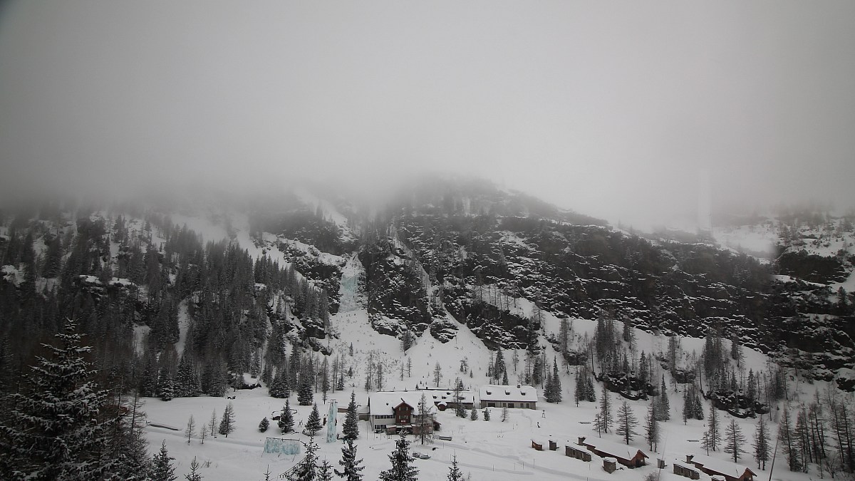 Kolm-Saigurn / Naturfreundehaus - Blick nach Süden - Foto-Webcam.eu