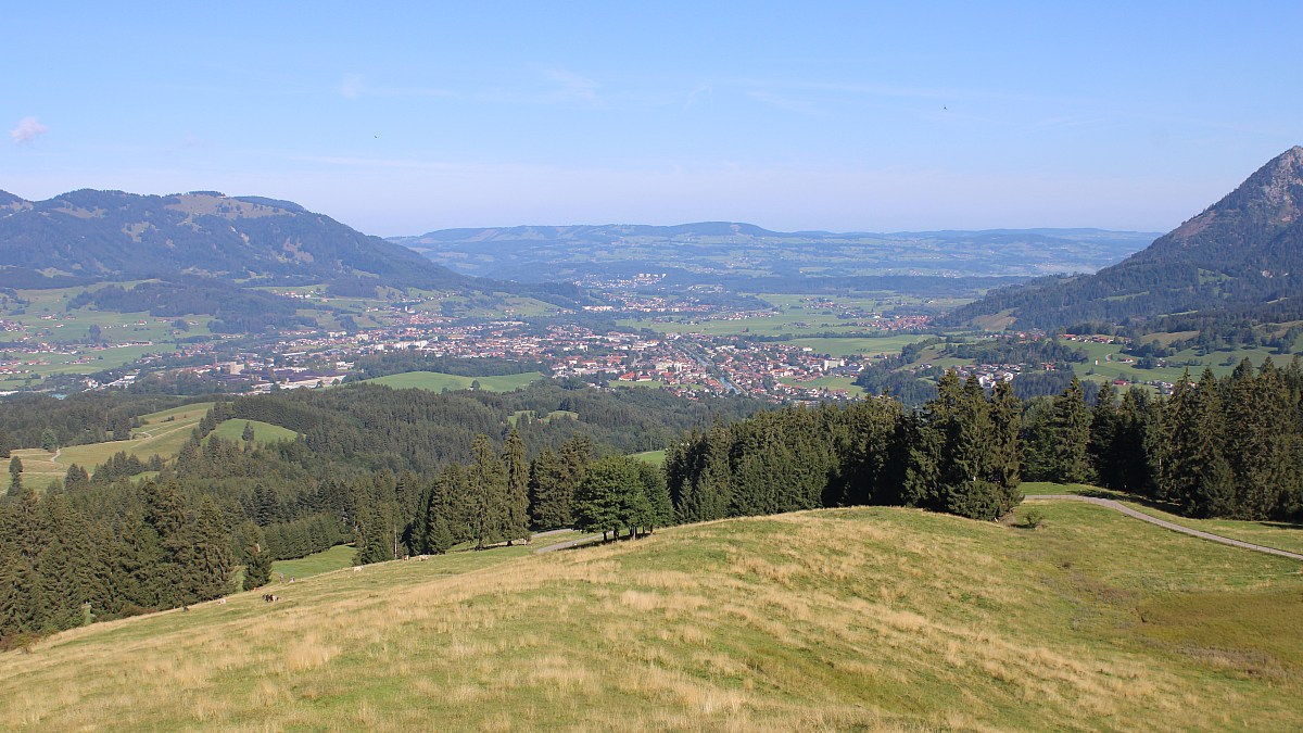 Sonthofen / Oberallgäu – Blick vom Sonthofer Hof nach Nordwesten - Foto ...