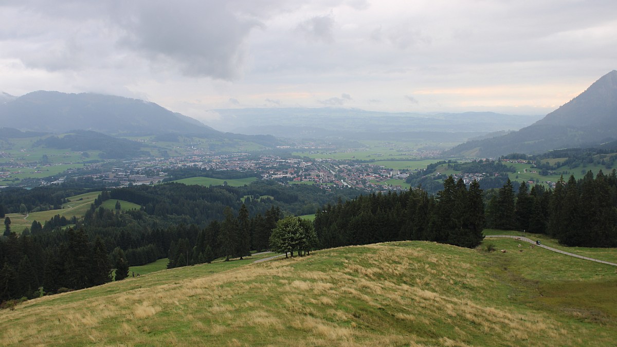 Sonthofen / Oberallgäu – Blick vom Sonthofer Hof nach Nordwesten - Foto ...