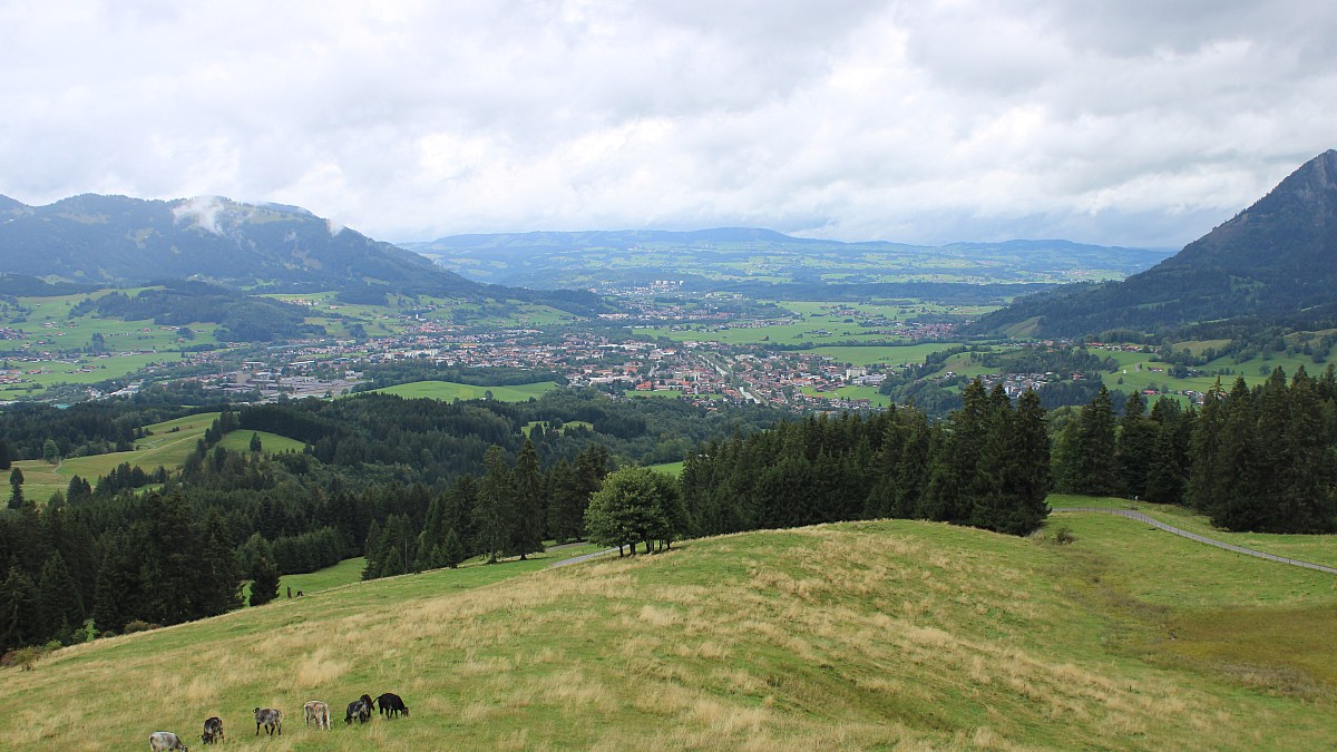 Sonthofen / Oberallgäu – Blick vom Sonthofer Hof nach Nordwesten - Foto ...