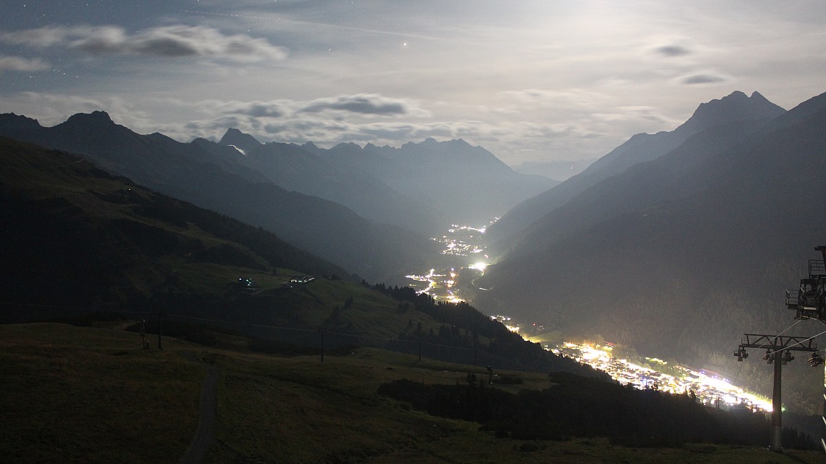 St. Anton am Arlberg / Galzig - Blick nach Osten - Foto-Webcam.eu