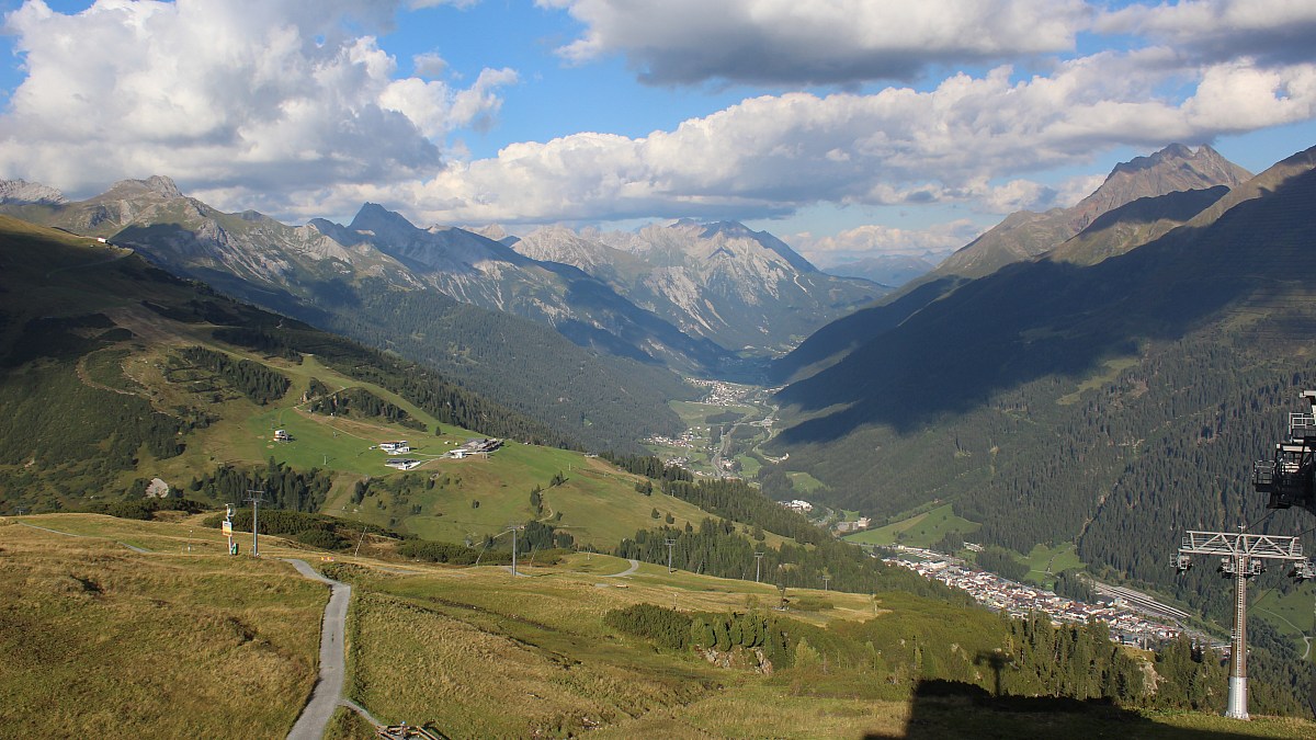 St. Anton am Arlberg / Galzig - Blick nach Osten - Foto-Webcam.eu