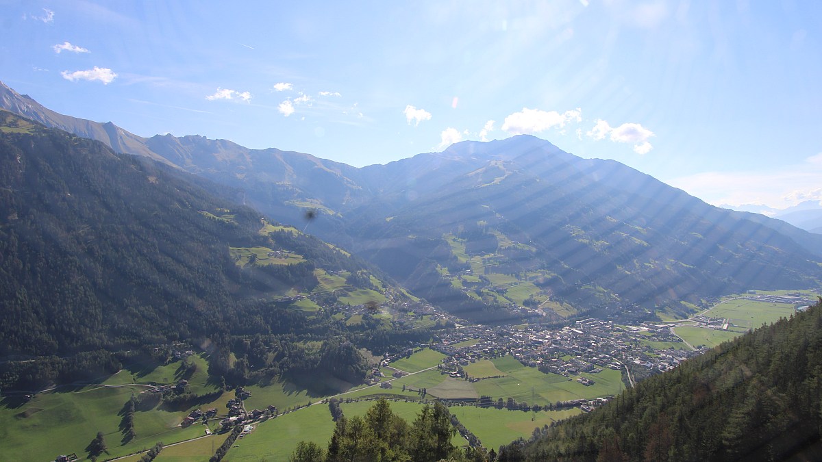 Matrei in Osttirol / Strumerhof - Blick nach Südosten - Foto-Webcam.eu