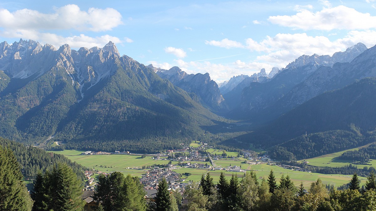 Alpenhotel Ratsberg - Toblach - Blick nach Süden - Foto-Webcam.eu