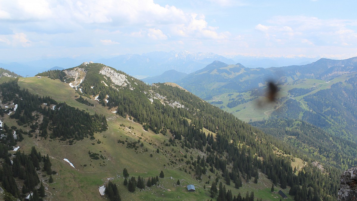 Wendelsteinbahn Bergstation - Gacher Blick nach Südosten - Foto-Webcam.eu