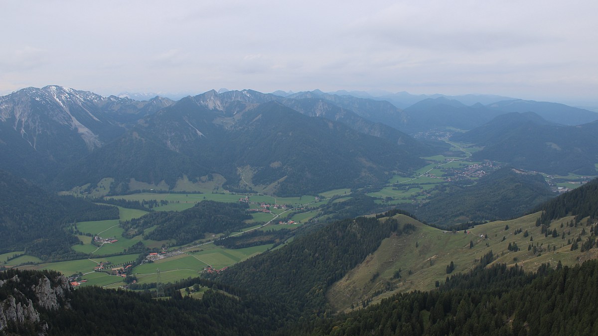 Wendelsteinbahn Bergstation - Gacher Blick nach Südwesten - Foto-Webcam.eu