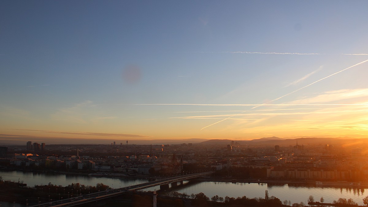 Wien-Donaustadt - Blick von der UBIMET-Zentrale nach Südwesten - Foto ...