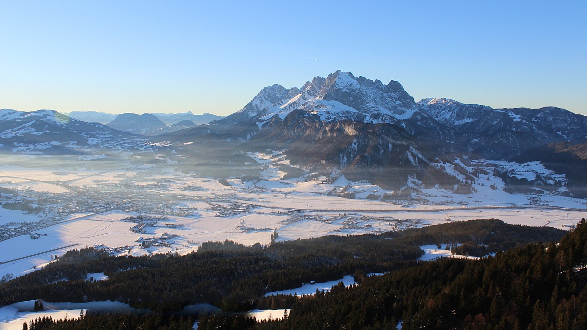 St. Johann in Tirol - Blick zum Wilden Kaiser - Foto-Webcam.eu