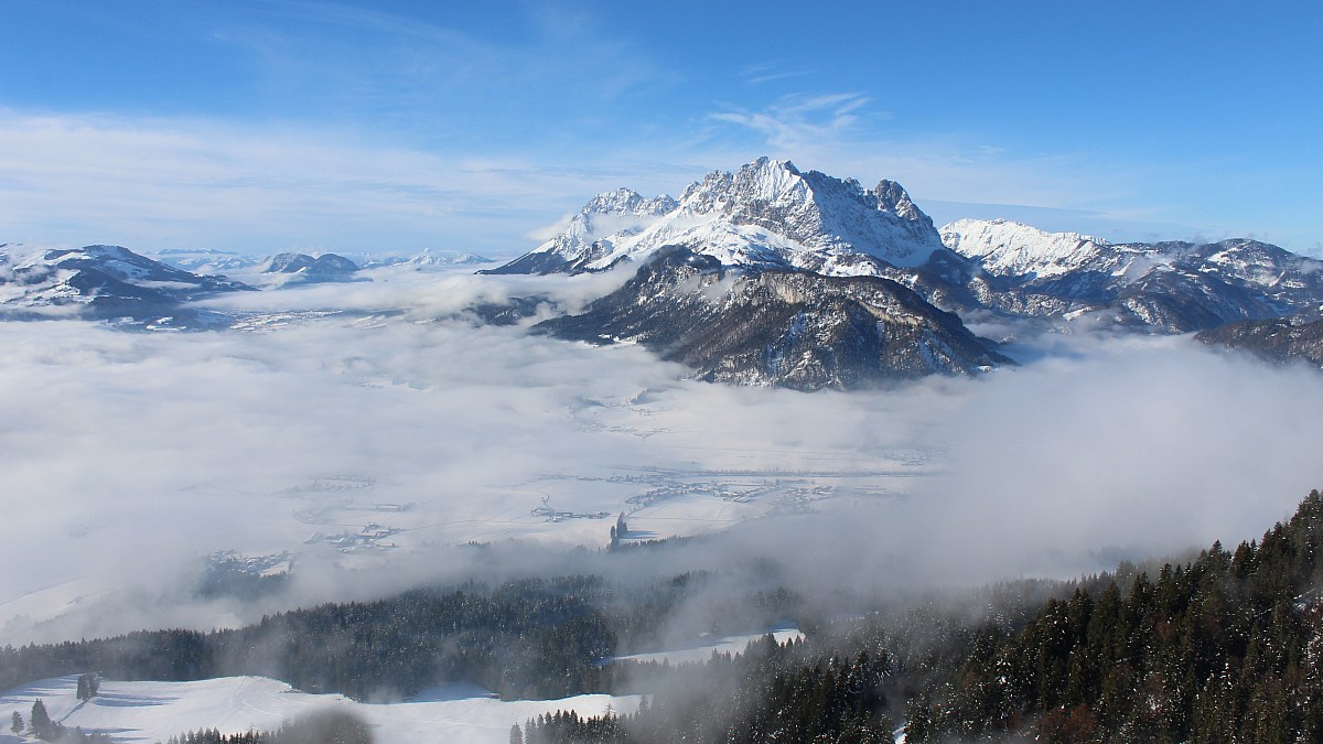St. Johann in Tirol - Blick zum Wilden Kaiser - Foto-Webcam.eu